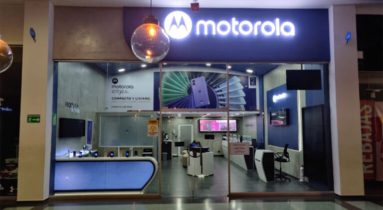 Motorola abre cuatro tiendas propias - Technocio