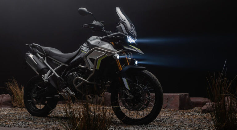 Triumph cumple su primer aniversario y trae la Tiger 900 Rally Aragón ...